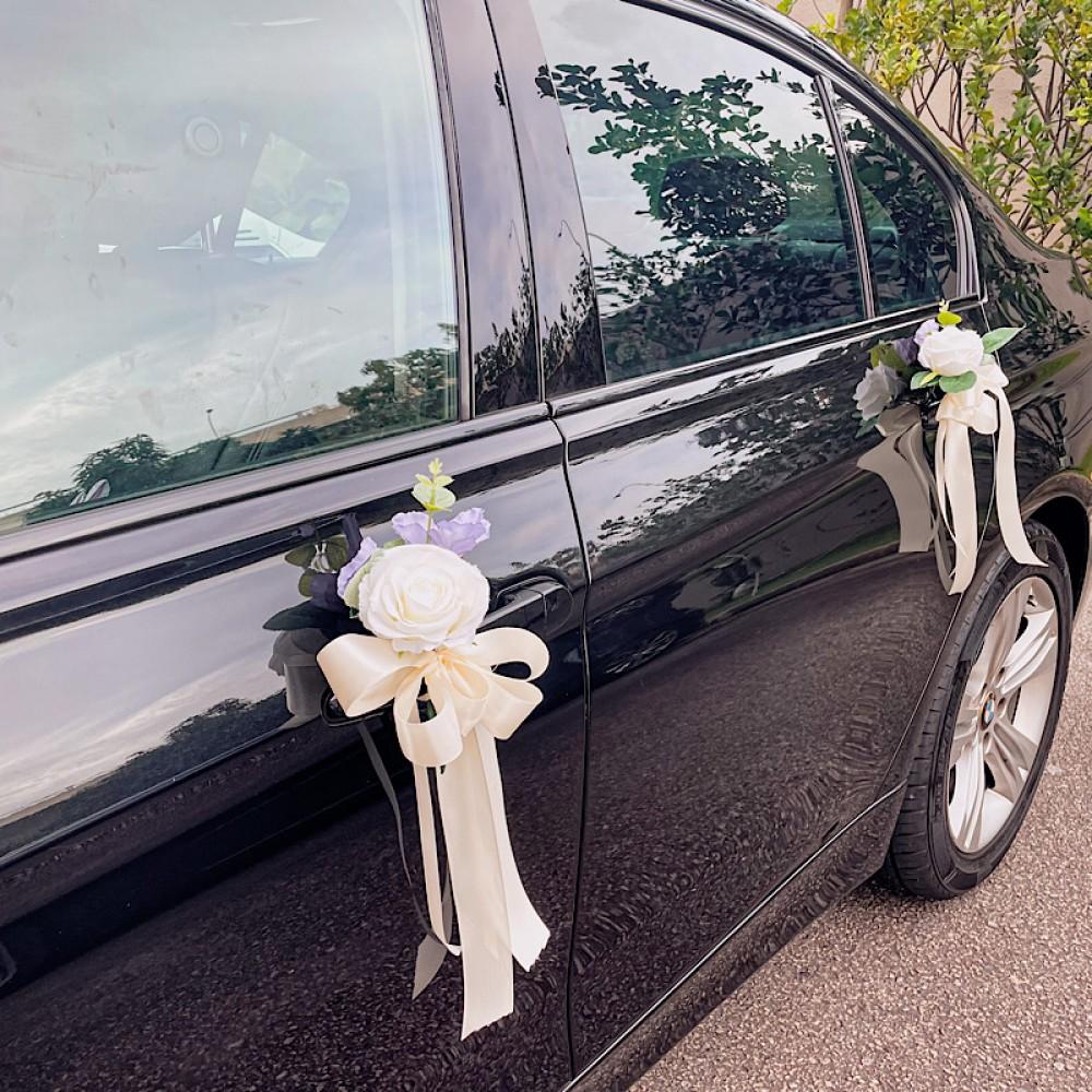 Choosing Wedding Flower Arrangements for Your Wedding Car