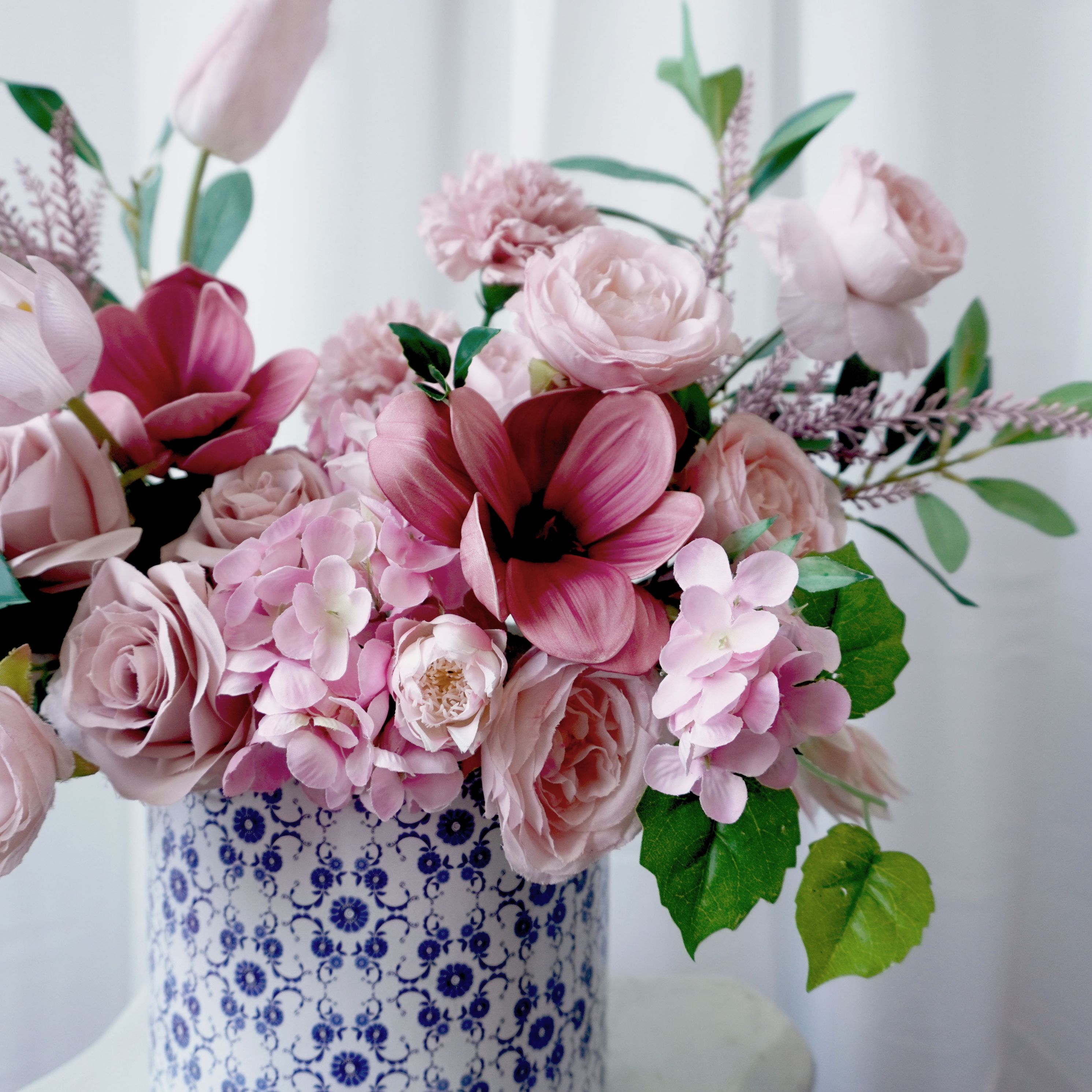 6 Best Florals Gifts for a Housewarming Party